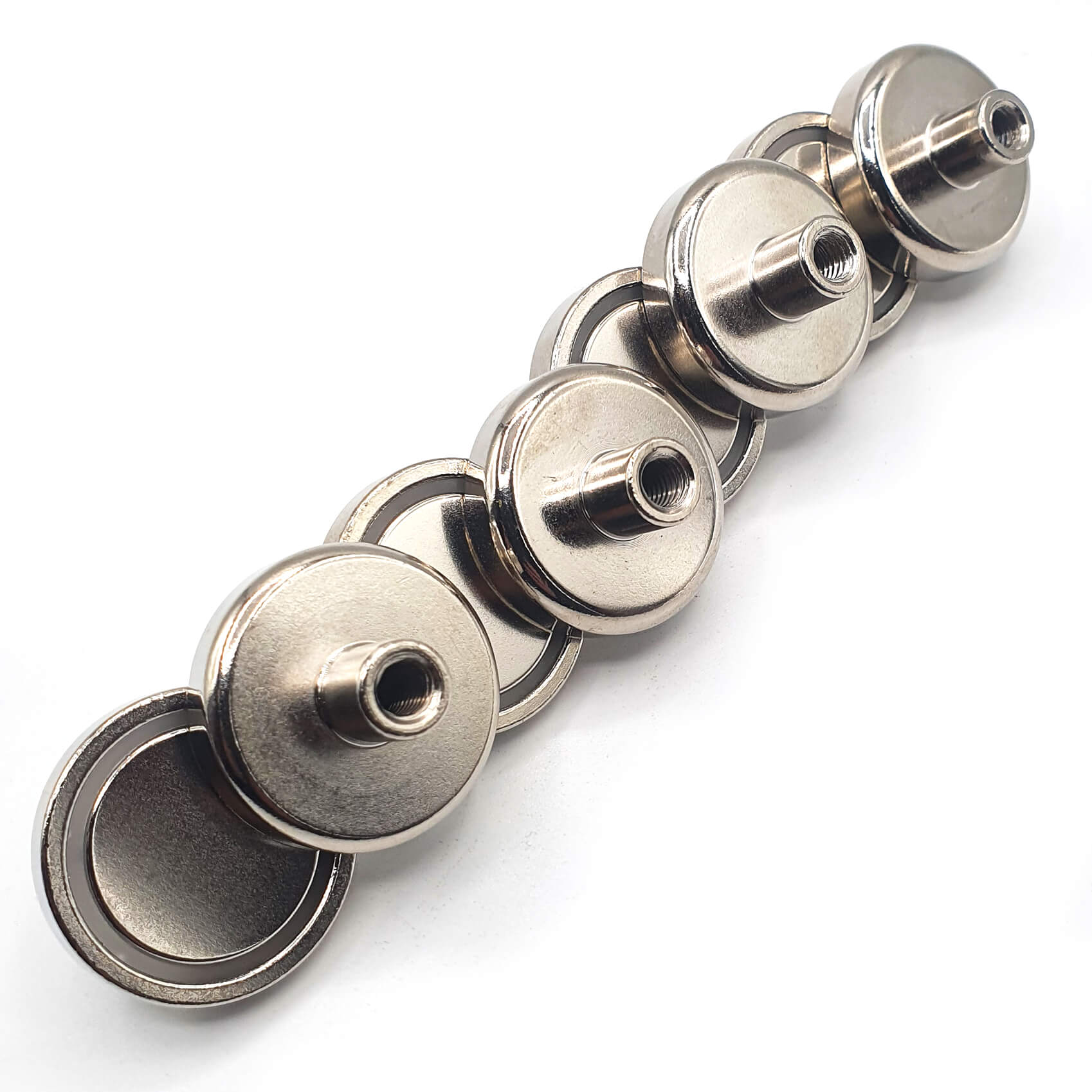 aimant néodyme avec manchon taraudé D32 - 123 Magnet